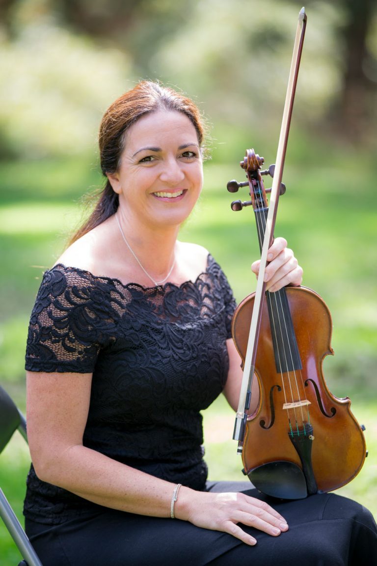Lucy Violinist (Portraiture) - Focus Photography