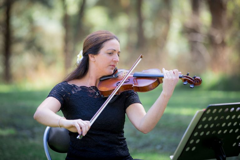 Lucy Violinist (Portraiture) - Focus Photography